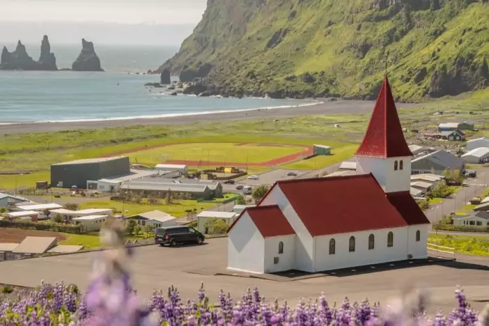 Guide to Driving in Iceland with a Foreign License