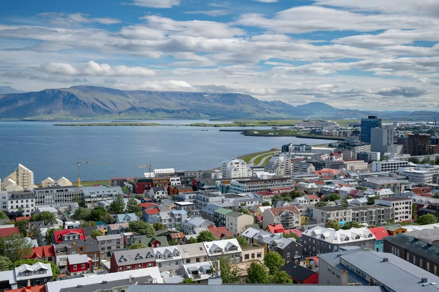 What Continent Is Iceland? Explore Unique Geographical Wonder