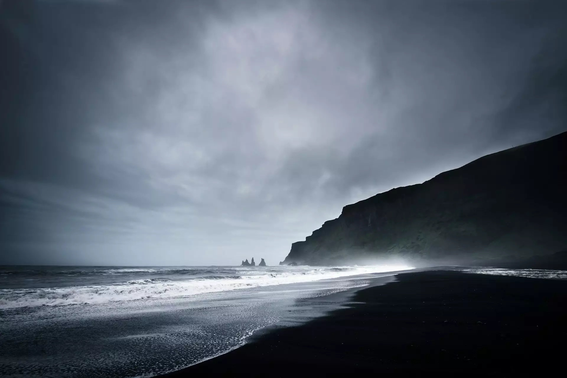 Iceland’s Rainy Season Guide: Weather, Tips & When to Visit – Firefly ...